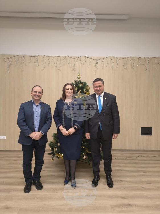 BTA :: Agency for Expat Bulgarians Head Meets Members of Bulgarian ...