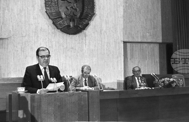 BTA :: November 10, 1989: Todor Zhivkov Is Ousted as Bulgarian ...