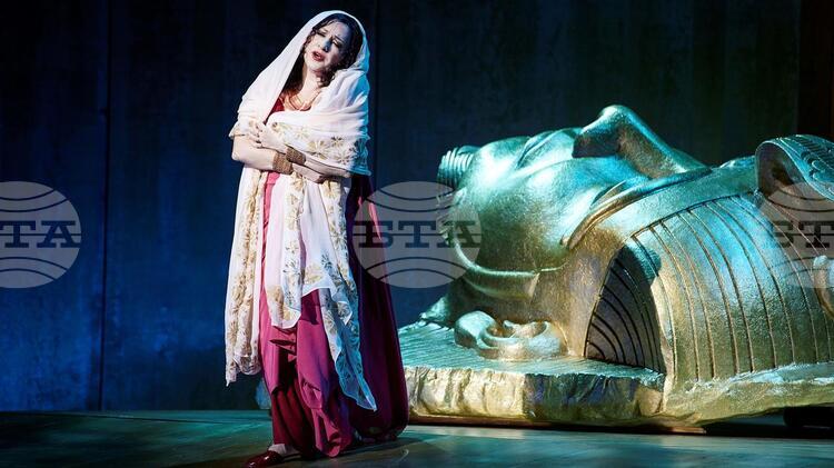 BTA :: Bulgarian Soprano Krassimira Stoyanova in Title Role of Aida at ...