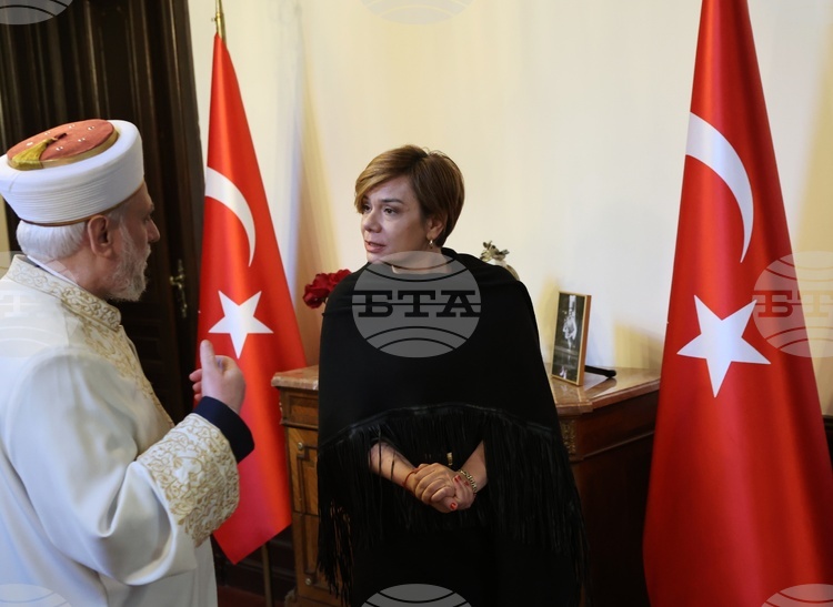 BTA :: Chief Mufti Offers Condolences in Turkish Embassy Residence over ...