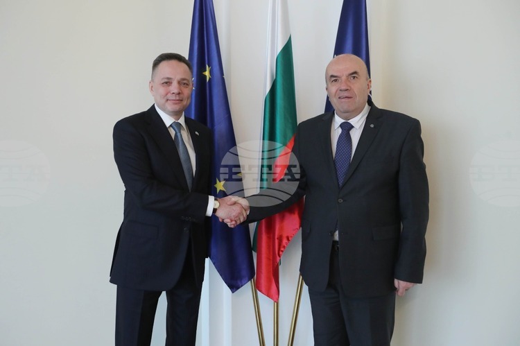 BTA :: Foreign Minister Nikolay Milkov Receives Newly Appointed Ambassador of Kazakhstan