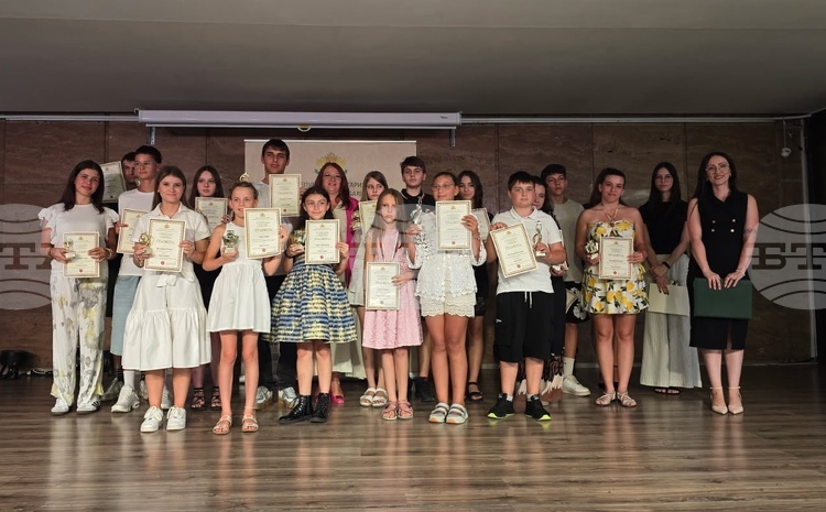 BTA :: Executive Agency for Bulgarians Abroad Honours Winners in ...