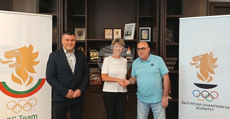 БТА :: Весела Лечева подкрепи Световното първенство за спортисти със ...