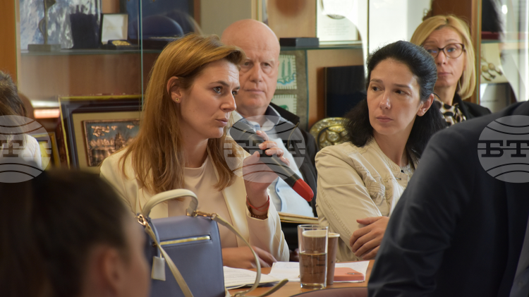 BTA :: Children’s Justice at a Crossroads: Institutions and Experts ...