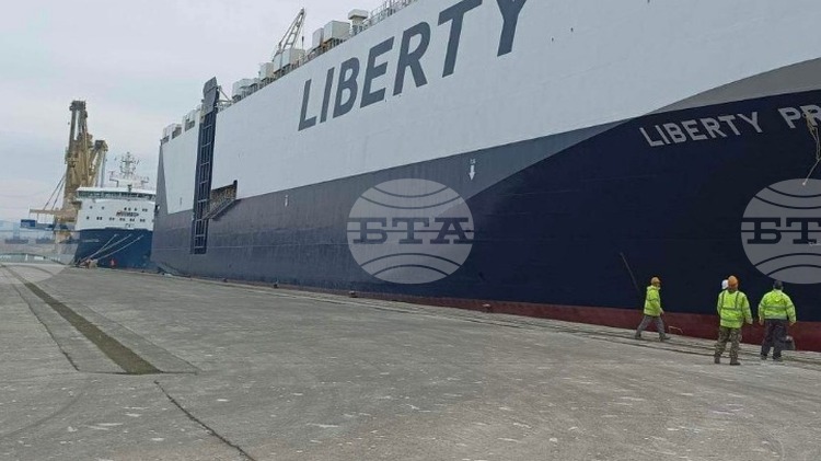 БТА :: Кораб с оборудване за военни обучения на силите на НАТО в ...