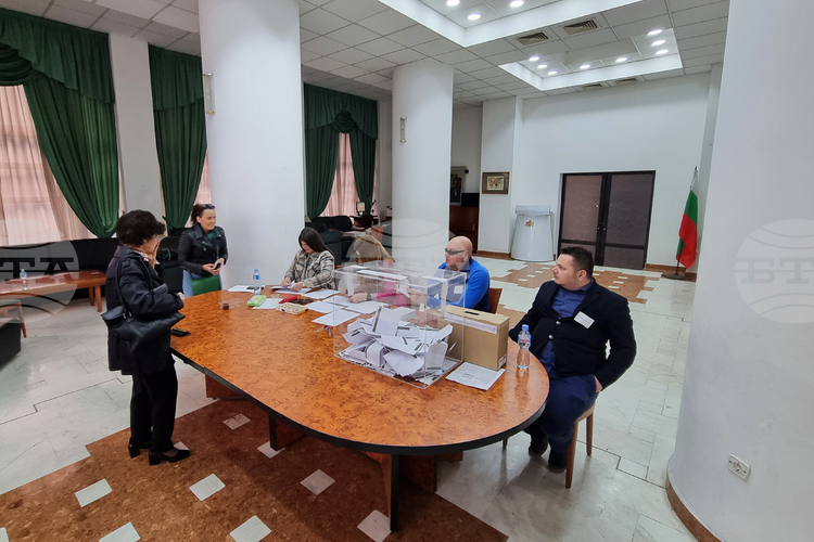 BTA :: In North Macedonia, GERB-UDF Top Vote Getter on 31%