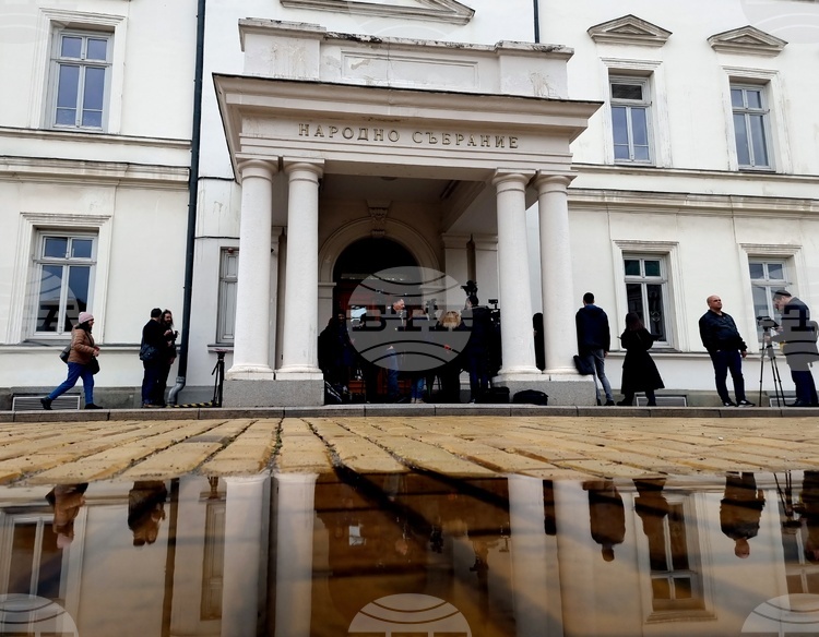 BTA :: Politicians React to Denkov Cabinet Line-up Presentation