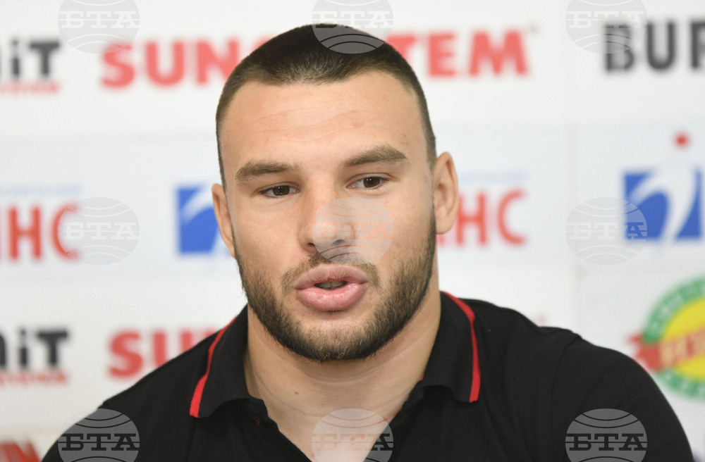 BTA :: Kiril Milov Wins 3rd Medal for Bulgaria at European Wrestling ...