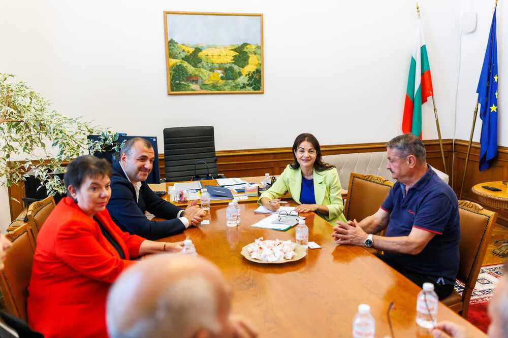 BTA :: Tourism Committee Chair Discusses Tourism Act Amendments with ...
