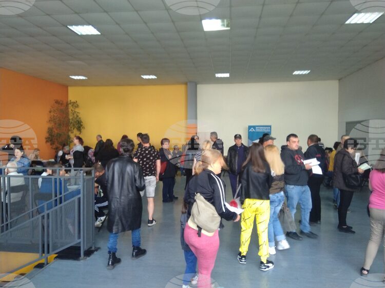 BTA :: Over 6,000 People Visit Job Fairs in First Seven Months of 2023