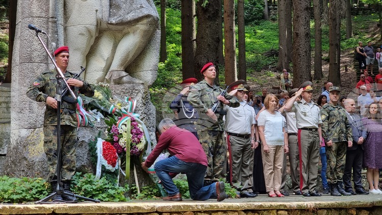 BTA :: Hundreds Honour Memory of National Hero Hadzhi Dimitar and His ...