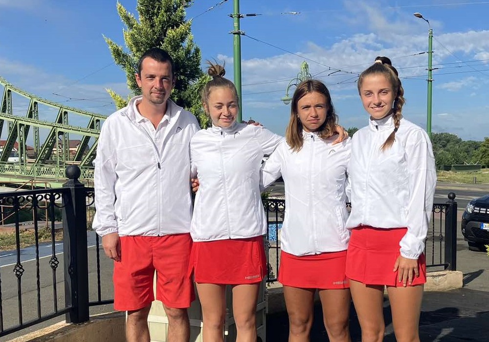BTA :: Bulgarian Women's U18 Tennis Team Wins European Summer Cup