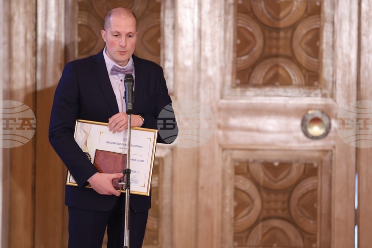 BTA :: Prof. Stanimir Sirakov Receives 2023 Doctor of Year Award