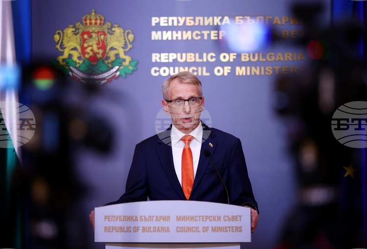 BTA :: PM Denkov Demands Resignation of SANS Chair