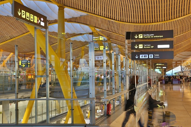 БТА :: Наземният персонал на испанските летища планира стачка по Нова ...