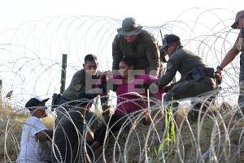 БТА :: ЕФЕ: Върховният съд на САЩ разреши премахването на бодливата тел ...