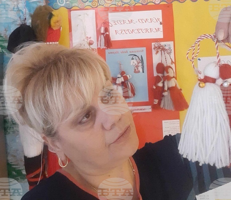 БТА :: Център „Каритас“ от град Русе се включи във Фестивала на мартеницата в Брюксел, като дари ...