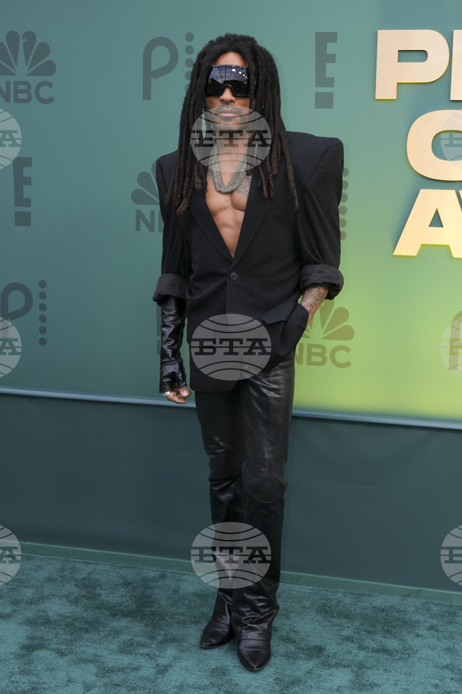 BTA :: Lenny Kravitz to Sing in Burgas in August