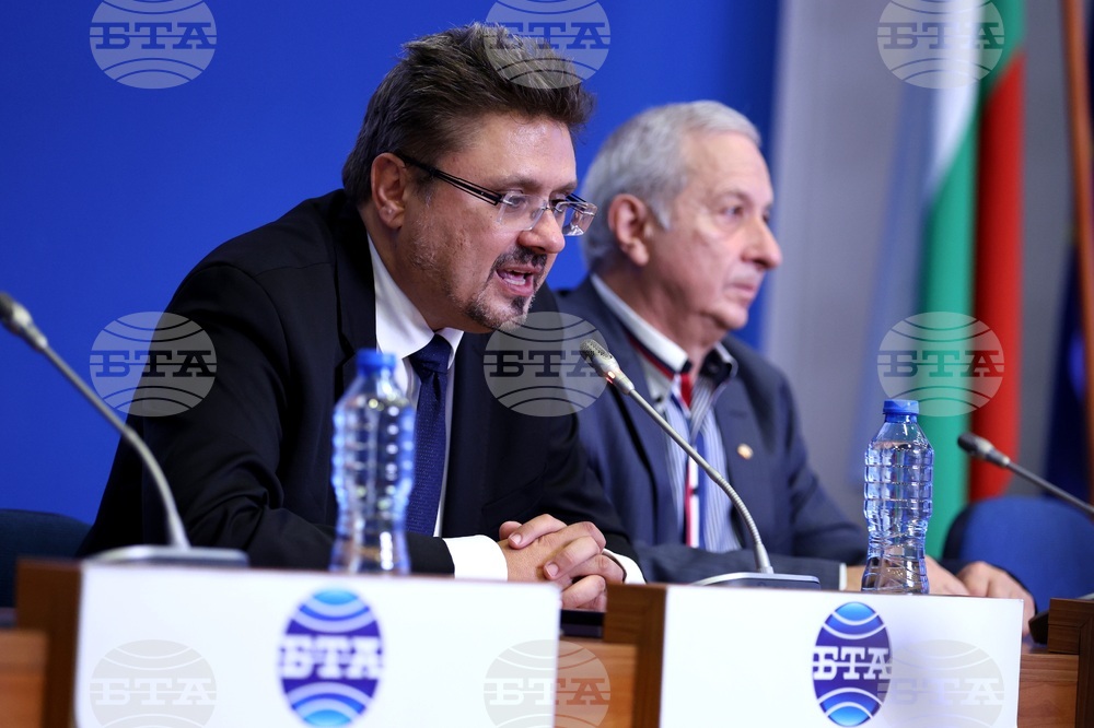 BTA :: BTA Hosts Exhibition "75 years of NATO and 20 years of Bulgaria ...