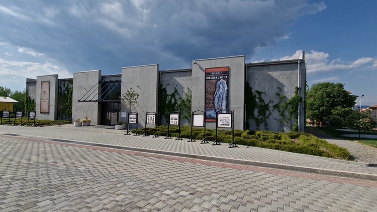 BTA :: Petrich Mayor “Takes Pride” in History Museum Even as He Faces ...