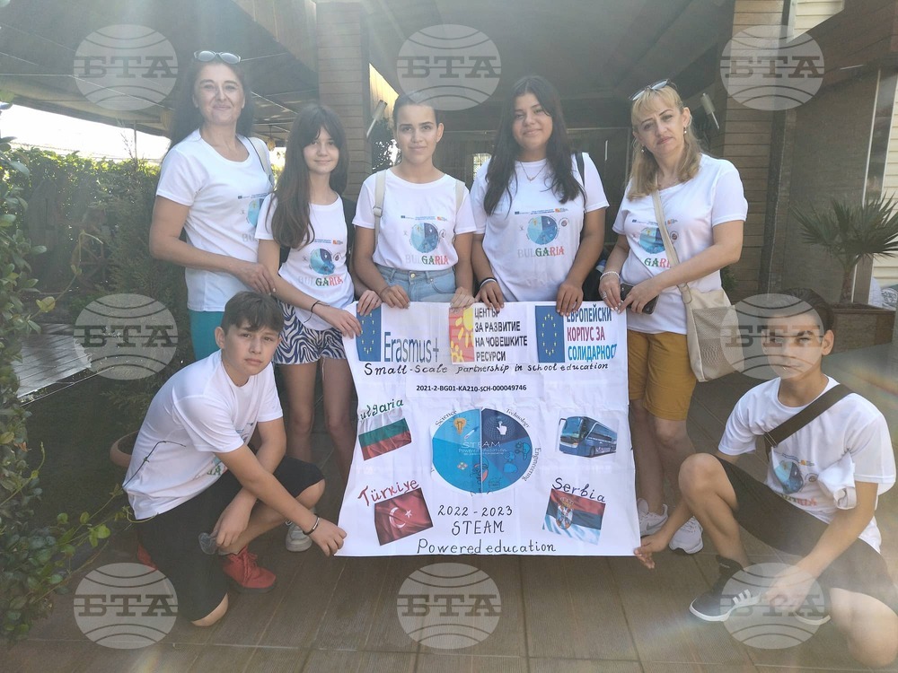 БТА :: Ученици от Разград се запознаха с историческите и културни ...