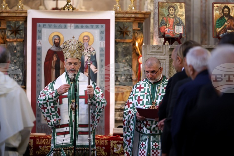 BTA :: President Radev Attends Liturgy at San Clemente Basilica