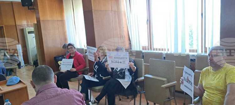 BTA :: Bulgarian Solidarity's Maya Manolova Claims They Salvaged Cancer ...