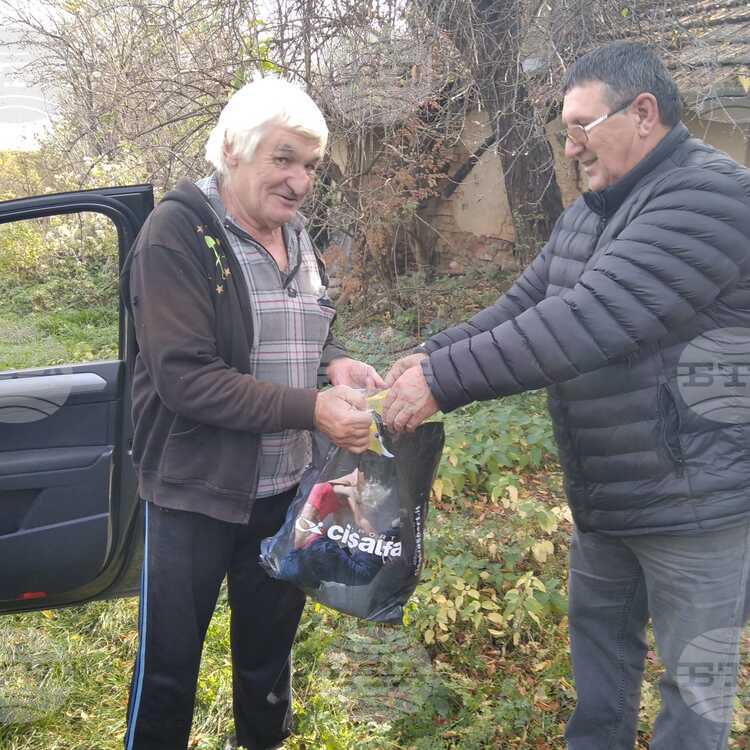 БТА :: Сдружение "ЖАНЕТА" в Разград осигури хранителни продукти, дрехи ...