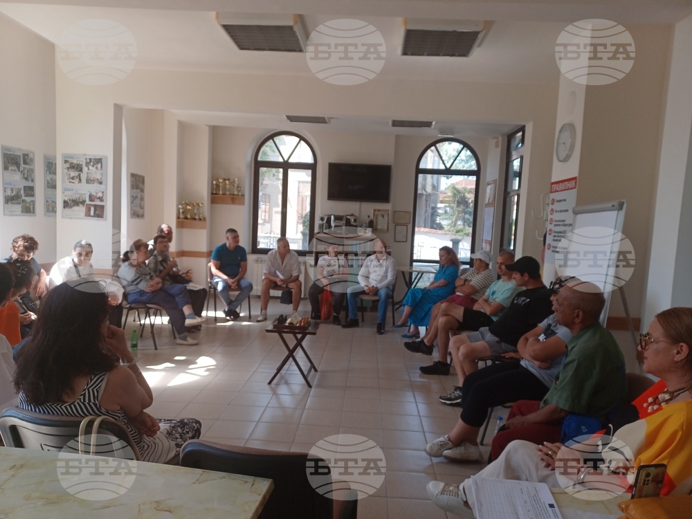 БТА Потребители на социална услуга в Пазарджик се запознаха с възможности за работа