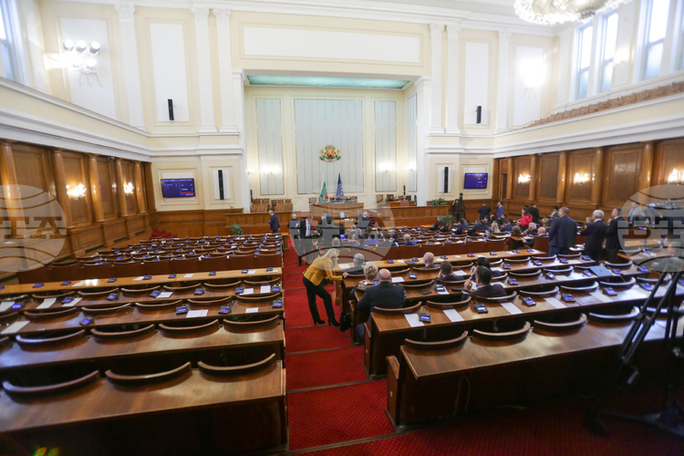 BTA :: MPs Extend Working Time to Finish Debate on Election Code