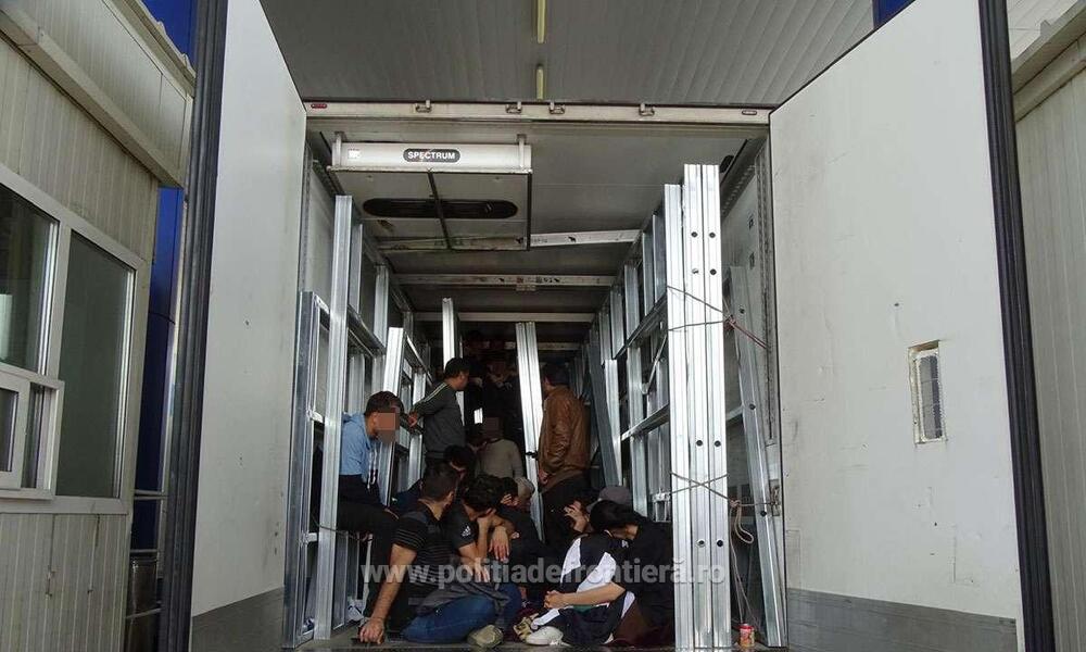 BTA :: 21 Migrants Detained at Vidin-Calafat Border Crossing