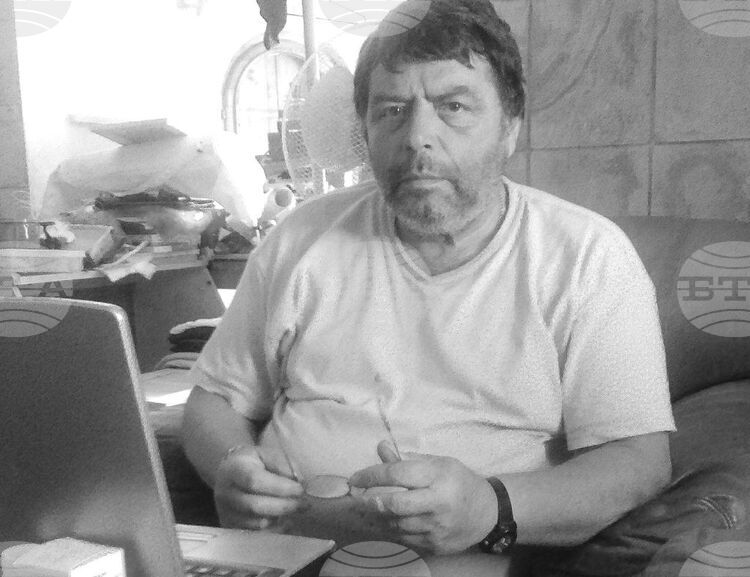 БТА :: Отиде си художникът Димитър Касабов