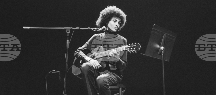 BTA :: Australia's David Dower Trio Formation and Brazilian Will Sant ...