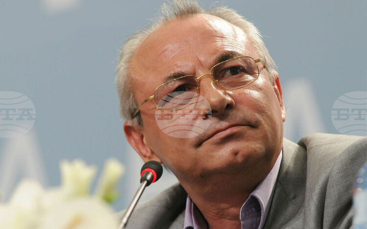 BTA :: MRF Founder Ahmed Dogan Proposes Two Co-leaders at Party's Helm