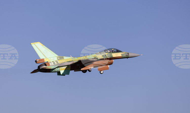BTA :: Successful Test Flight of First Bulgarian F-16 Block 70 Fighter ...