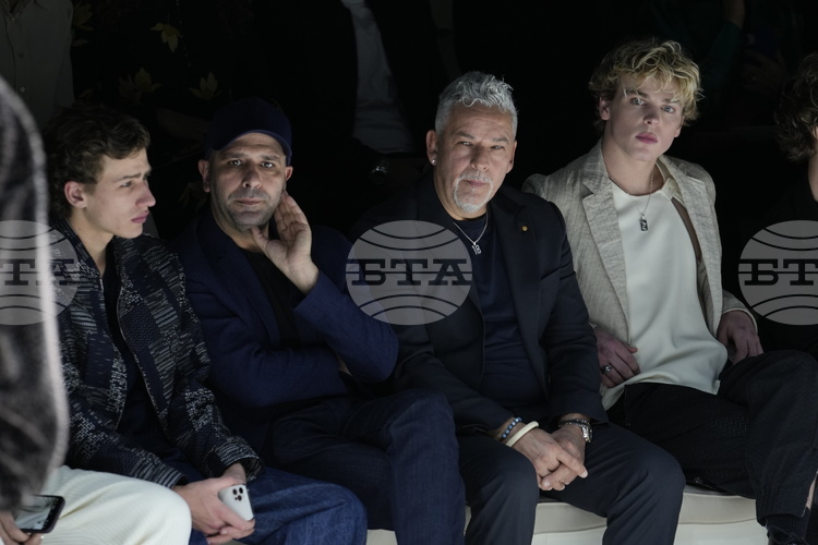 БТА :: В Италия ограбиха къщата на Баджо, удариха го с пистолет по главата