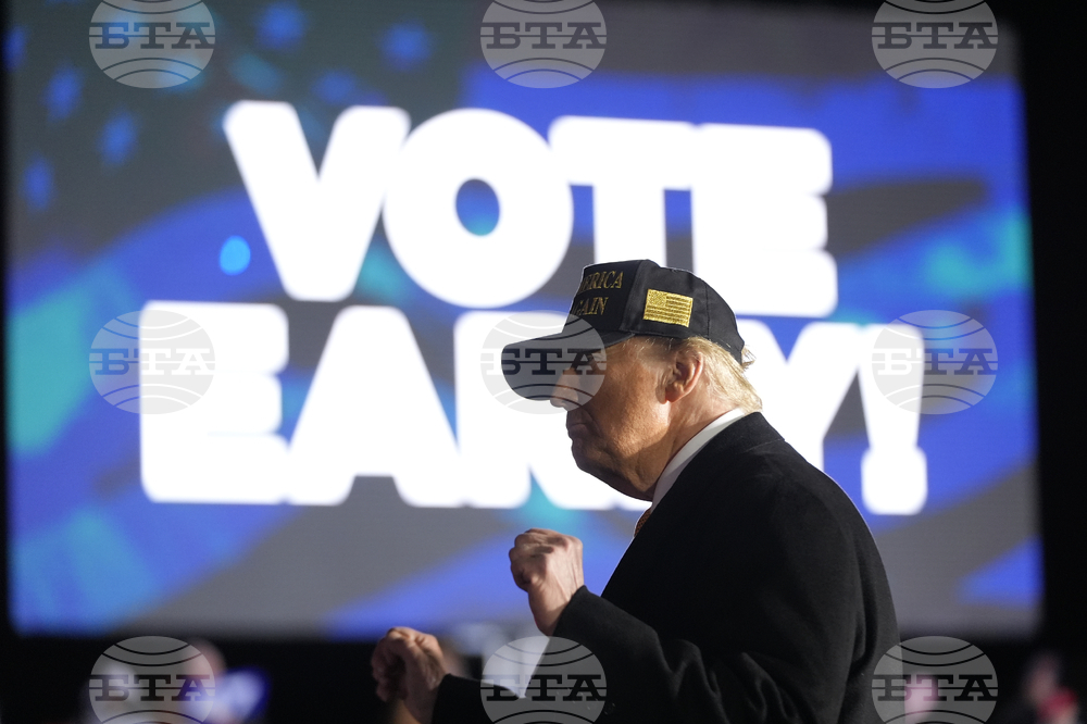 БТА :: Тръмп остави присъстващите на свой митинг в Мичиган да го чакат ...