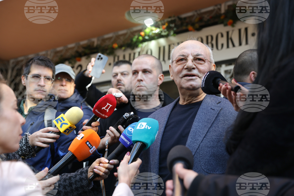 BTA :: ARF's Ahmed Dogan Votes "for Better Future for Bulgaria"